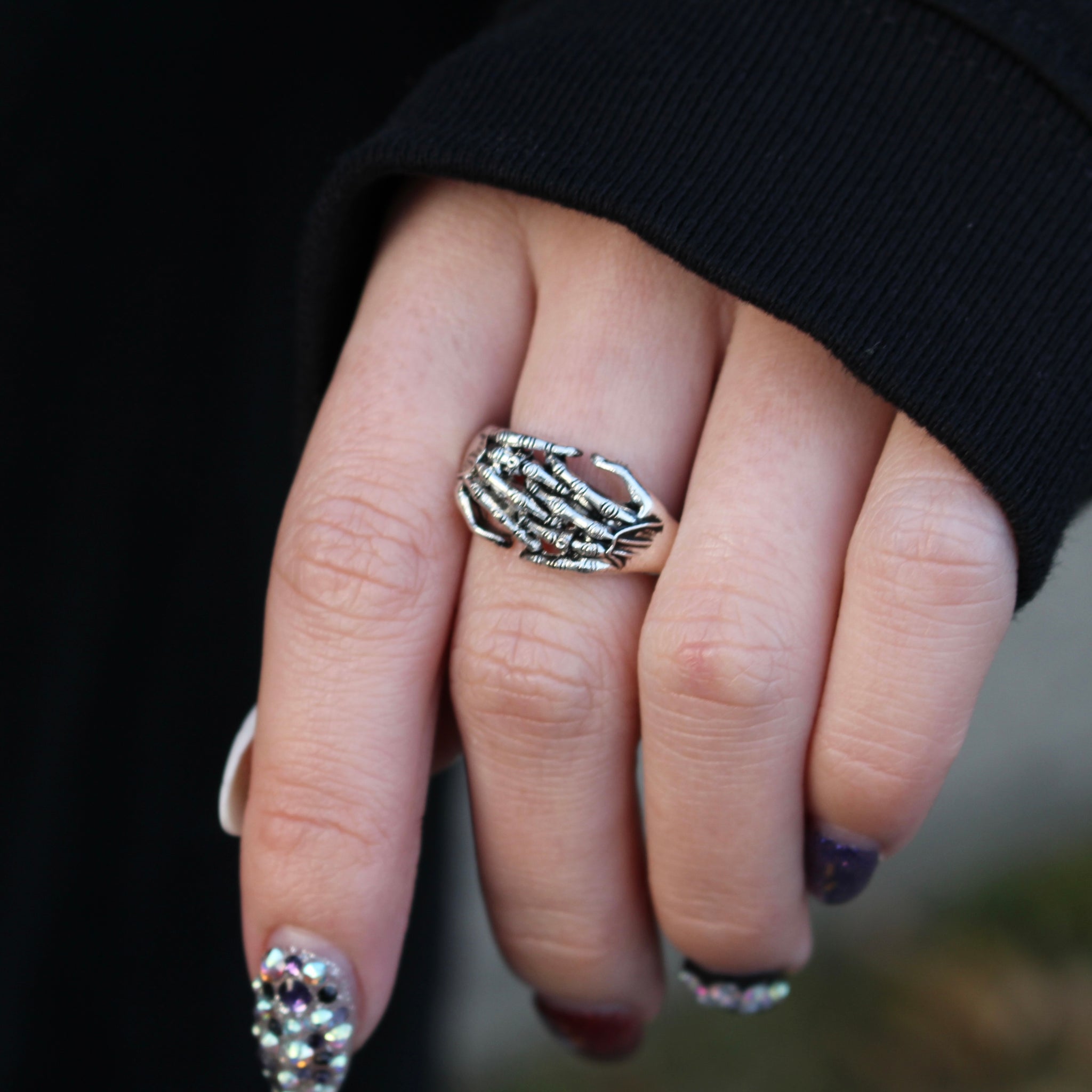 スカルハンドリング – Shinatomy